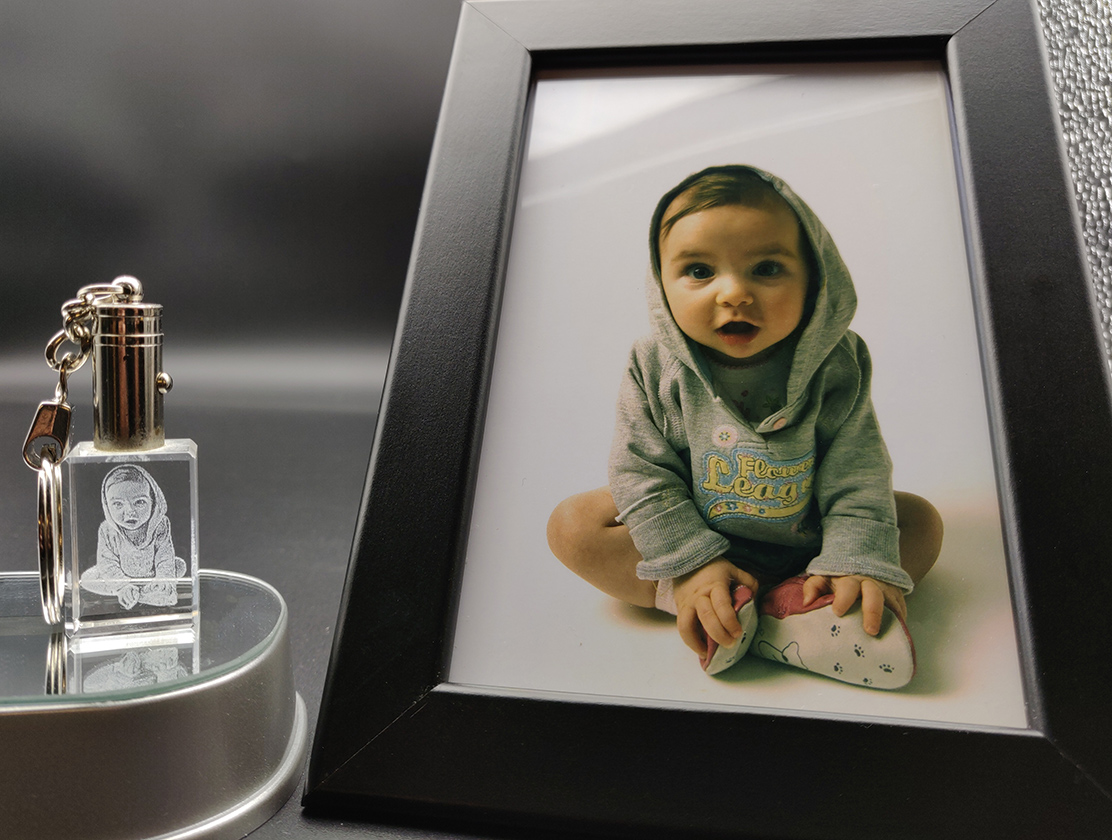 3D Crystal Keychain with blue Led Light - Laser Crystal Engraving